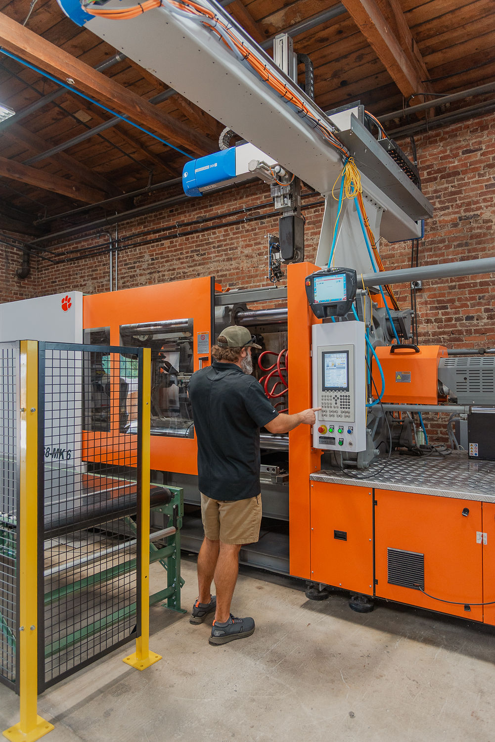 Custom Injection Molding - Progressive Plastics, Inc.